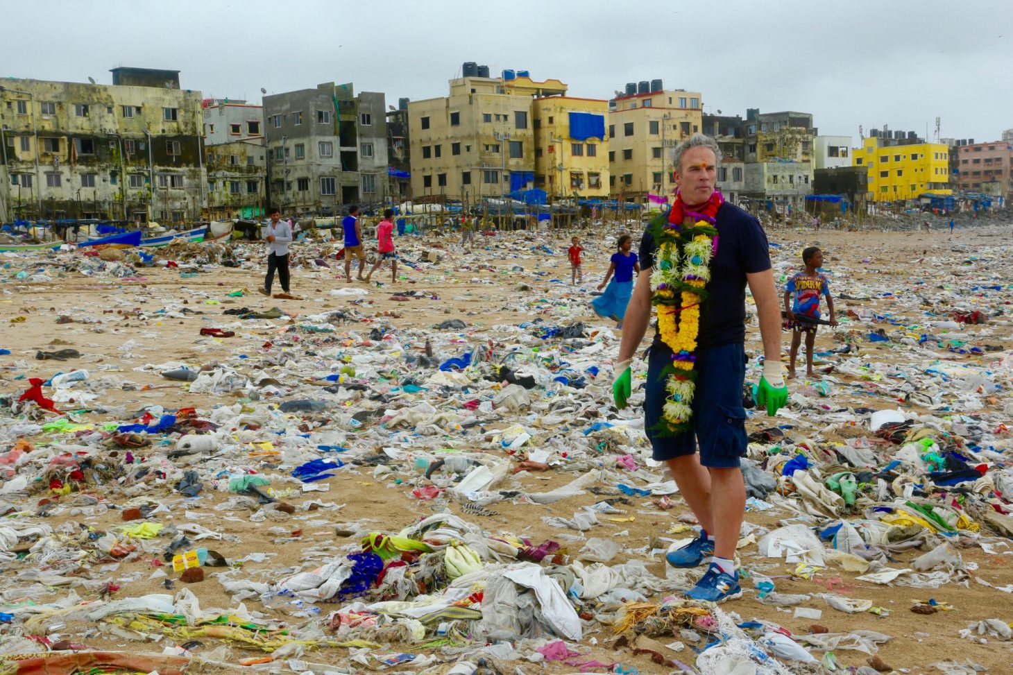 India eases plastic scrap import ban • Recycling International